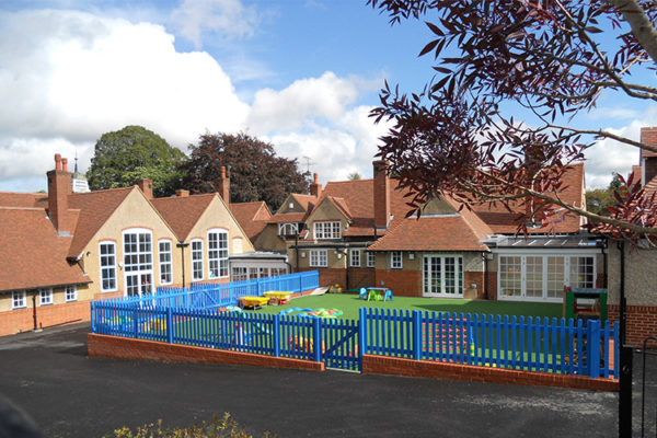 FARNHAM SCHOOLS - The Farnham Society